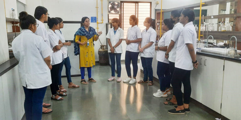 Laboratory – Zeal Junior College, Pune